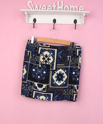 包邮品牌折扣春秋黑花直筒半身裙