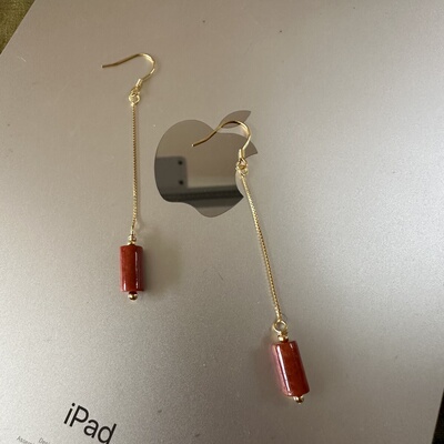 天然红翡玉柱 925银镀金长耳坠