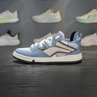 李宁耐磨男女通用系带休闲鞋