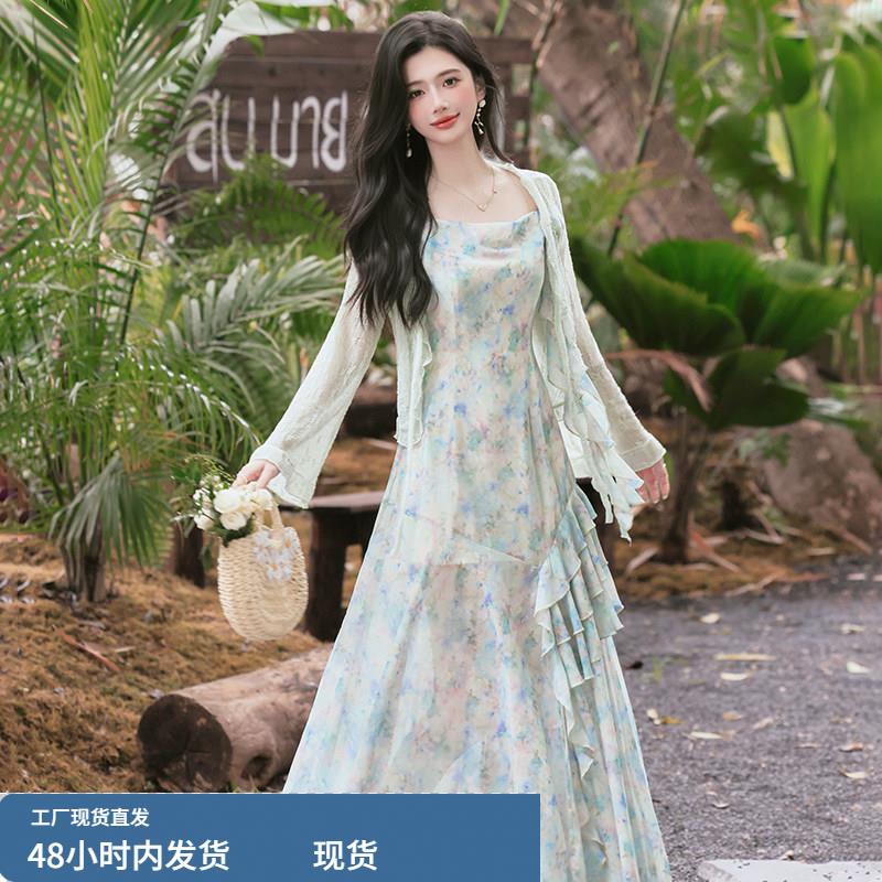 初夏独特漂亮小裙子女法式蓝色晕染吊带洋装套装海边度假风长裙