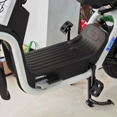 适用爱玛tdt1087z小玛电动车脚垫