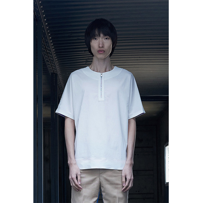 CHENGGUANG WANG-蘖 衣服里藏着彩虹的彩虹拉鍊T恤 无性别局限