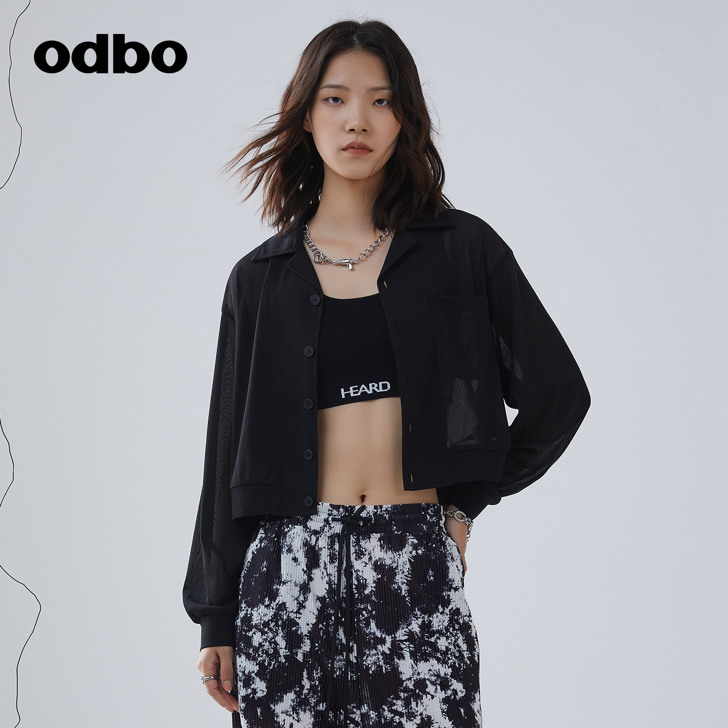 odbo/欧迪比欧夏季2022年新款女单排扣黑色短外套女薄款防晒上衣_虎窝淘