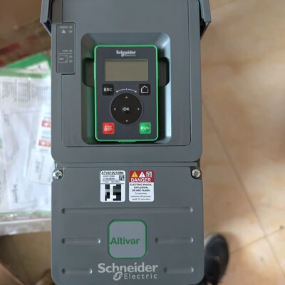 施耐德变频器 Altivar 610 ATV610U15N4--议价商品