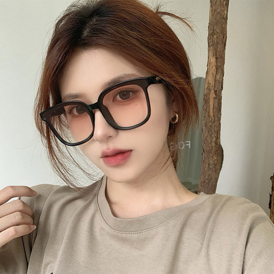 防紫外线方形时尚女渐变色太阳镜