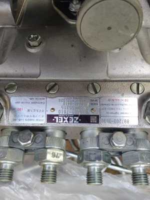 配五十铃四缸发动机柴油泵燃油泵喷油泵101041-8410 101401-7610