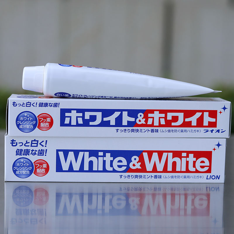 进口lion狮王大白WHITE牙膏小苏打护龈美白去黄防蛀牙去牙渍150g