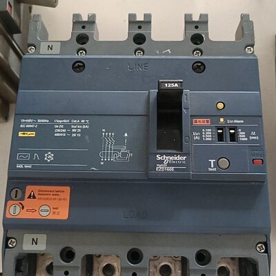 议价塑壳断路器EZD160EEZD160E4PEZD160E3PEZD160E125A