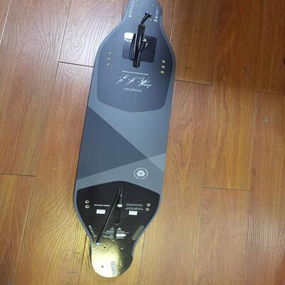 boosted v3plus 板面 包邮