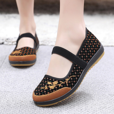 2024年老北京布鞋女浅口透气80-90岁奶奶鞋小脚33.34号老年鞋春款