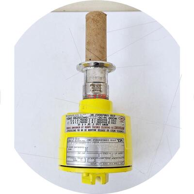 议价Fluid Components FR72-4 Flow Sensor Model 29/30 Enclosur