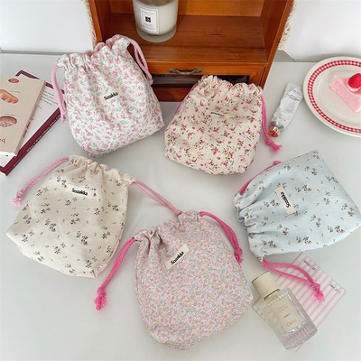 57102  韩系碎花收纳袋便携化妆品收纳包旅行零钱杂物收纳整理袋