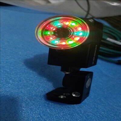 议价COGNEX视觉感测！型号checker 201带支架（对付设备）