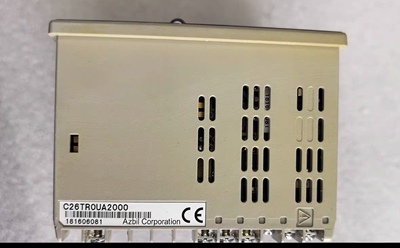 山武YAMATAKE SDC26温控器，型号C26TR0UA2000，