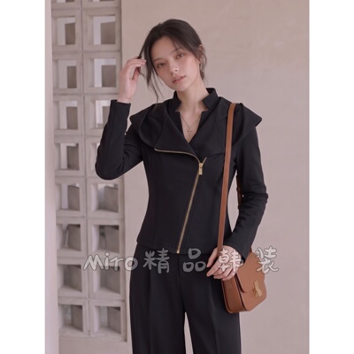 黑色修身翻领拉链针织短外套女