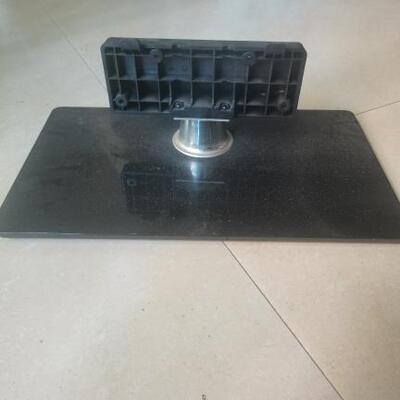 海信LED42K560X3D底座支架