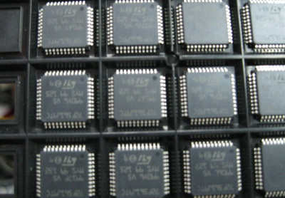 全新正品 XC3142ATQ144AKJ  XC3142A-4TQ144C  XC3142A-5TQ144C