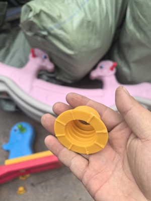 摇摇马跷跷板双人摇马底部螺丝配件