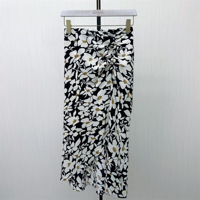迪●2026夏季新品 小清新碎花半身裙女高腰显瘦垂感直筒长裙1692