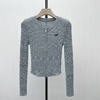 良月●2025秋季新品 拉链针织衫女简约修身显瘦打底长袖上衣1265