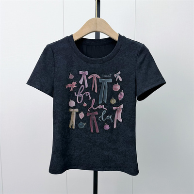 乂●2026秋季新品 印花短袖t恤女休闲通勤百搭修身显瘦上衣2568