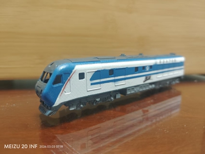 东风11g改白模,df11g重联机车模型n比例,可上k、t、b家n比例轨道