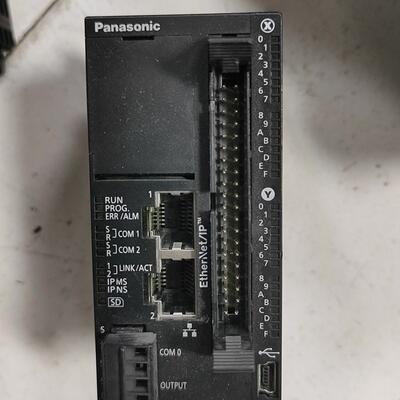 议价AFP0HC32ET FP0H C32ET 松下工控自动化控制器维修