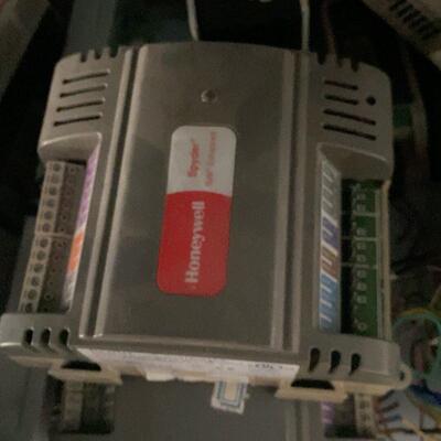 议价PUB4024S 控制器模块 工业自动化控制配件维修