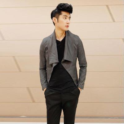 高档时尚新款潮男装发韩版小西服个性夜店师短装西另类秋款修身型
