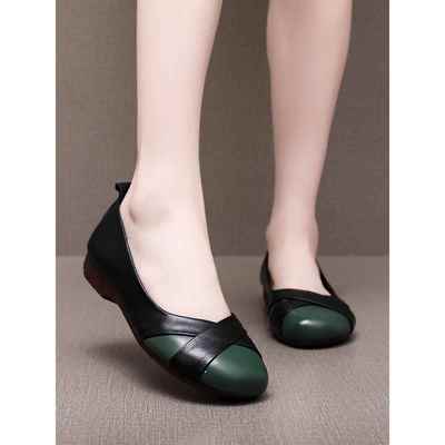 正品软底滑耐磨防妈牛筋底女鞋走路累脚真皮大码一脚蹬小皮鞋不女