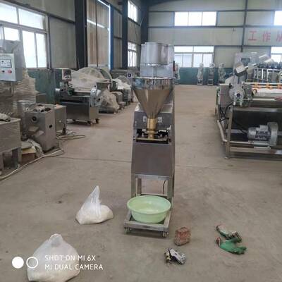 自动肉丸成型机撒尿牛肉丸子机器圆子成型设备丸子机现货
