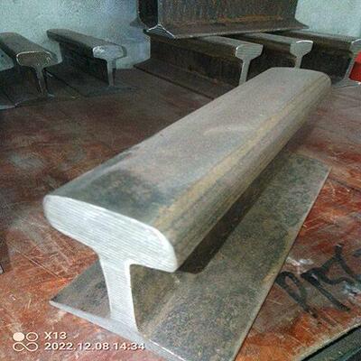 轨道钢铁轨火车轨道钢废旧铁轨切割摆件铁砧子铁墩铁匠敲打砧钢砧