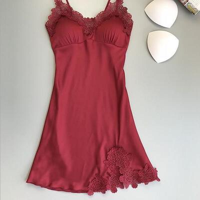 Split pajama set with lace lace suspender, nightgown and