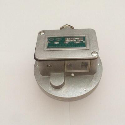 压力控制器D500-11D气压液压油压精准测量可调节型压力控制开关