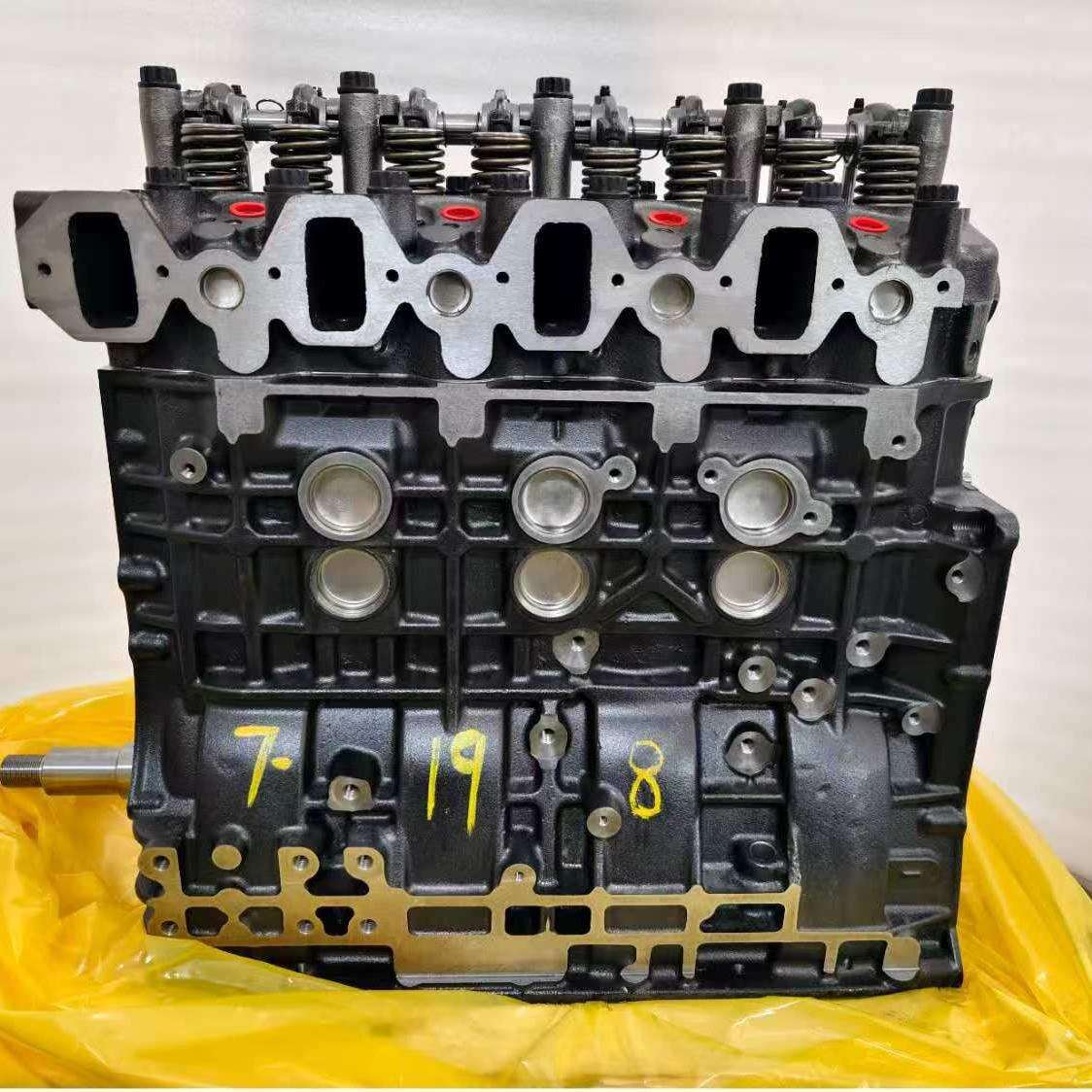 适用 三菱4D33 帕杰罗 4D56 4D34 Triton柴油 3.3L缸体缸盖发动机