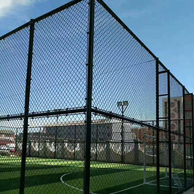 球场护栏学校操场隔离护栏网运动场篮球场铁丝围栏包塑菱形防护网