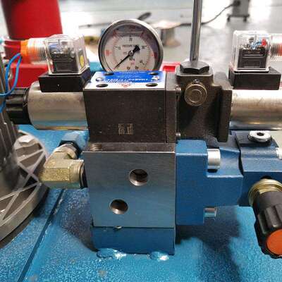 液压泵厂家压滤机控制总站注塑机压力机抱砖机一机驱动系统液压站