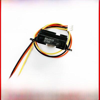 2Y0A21 Gp2Y0A21Yk0F红外距离传感器Gp2D12距离检测10-80cm带线缆