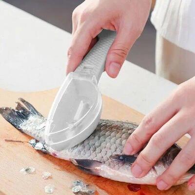 Fish Descaler Tool Handheld Lid-Enclosed Scarper Remover