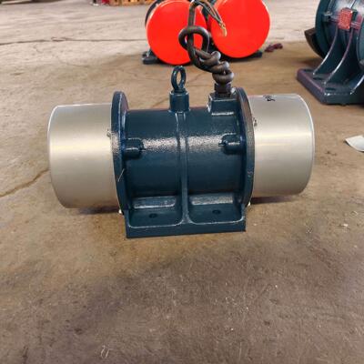 XVM-A32-4三相异步振动电机2.00W振动给料机振动平台专用振动器