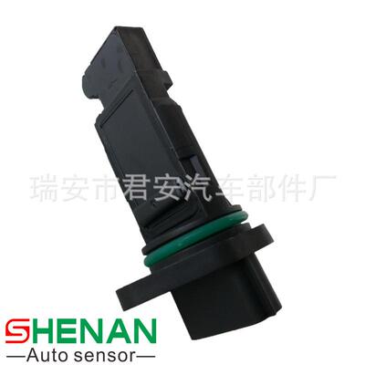 空气流量计C36700K01，22680AD21A