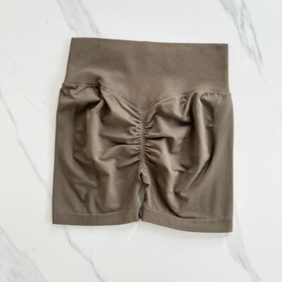 High waisted elastic breathable running three quarter