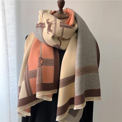 BIGWIG Bohemian style horse tassel trim scarf autumn and