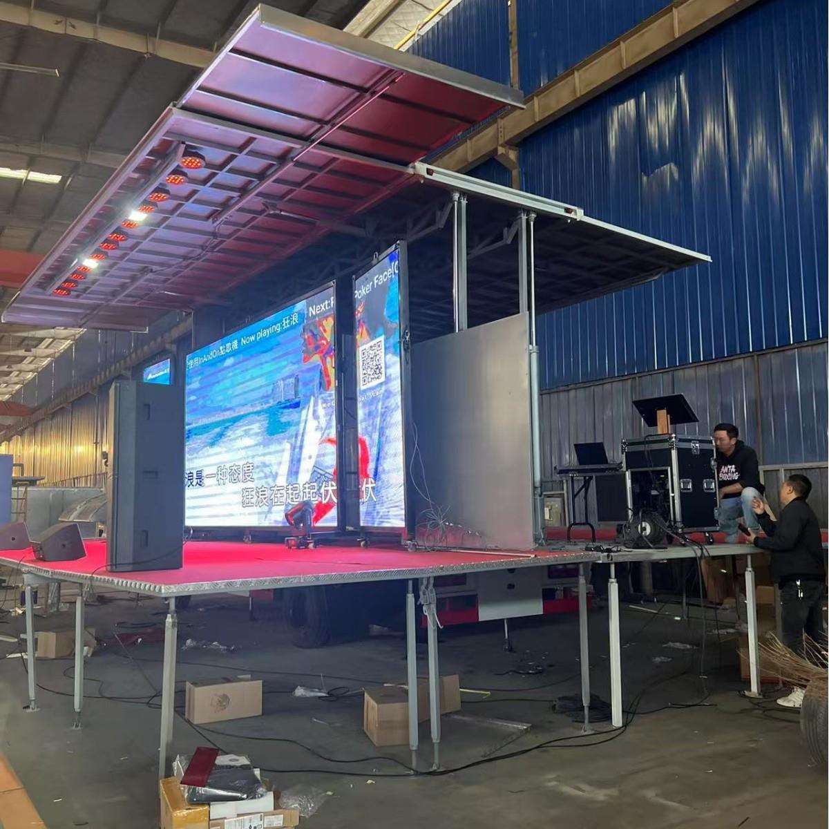 大型黄牌全自动演唱会移动宣传车LED演出车舞台车多少钱