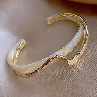 White Shellfish Bracelets Board Bend Metal Bangles Womens Ha