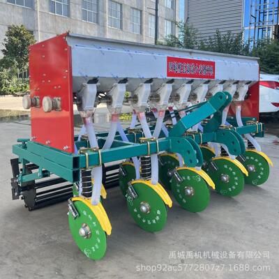 小麦播种机小麦播种施肥一体机30-60马力四轮配套播种机