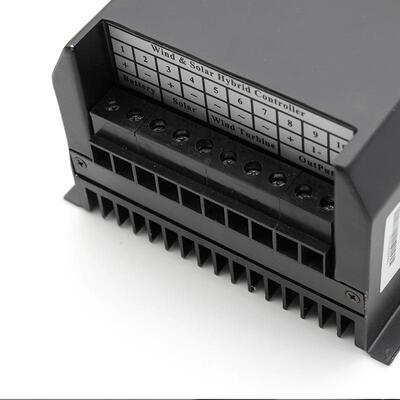 控制器厂家24V700W风光互补控制器MPPT控制器风机升压控制器