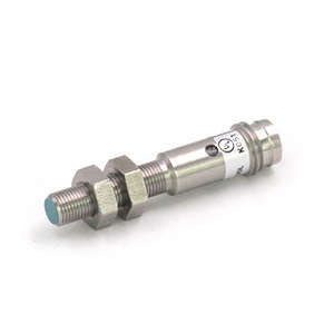 现货Baumer 堡盟 IFRM 05P15A3/S35L-电感式接近开关10144435