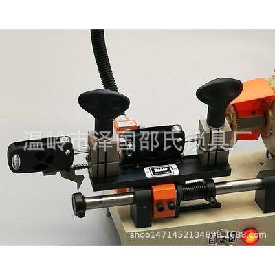 新品广州德牌488G自动复制机器高精度配钥匙机锁匙厂家