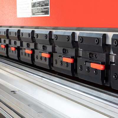 佛山曼哈特数控折弯机油电伺服系列折弯机 MHT-25032后挡料高精度